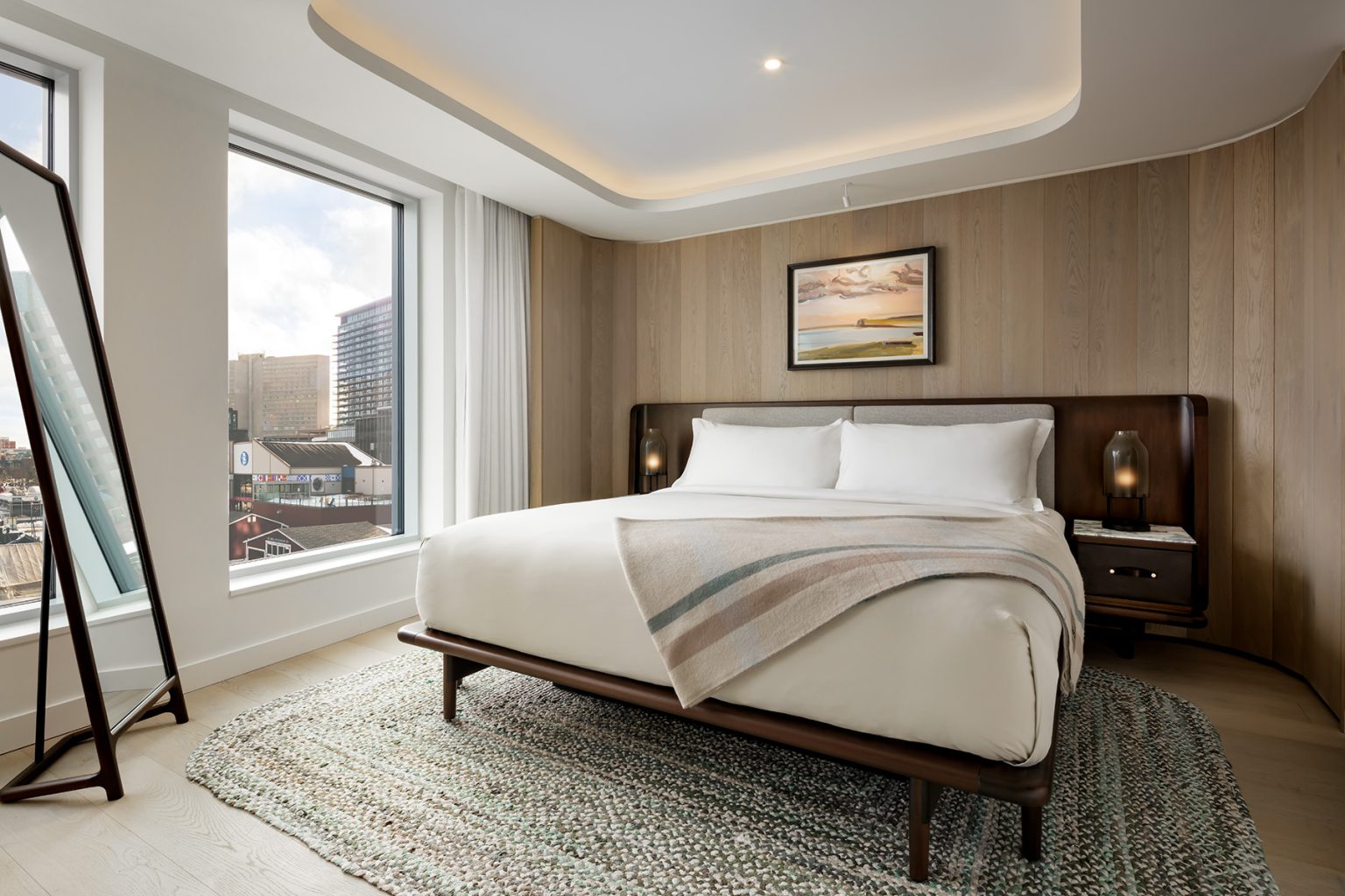 Premium Thrumcap Suite – Muir Halifax